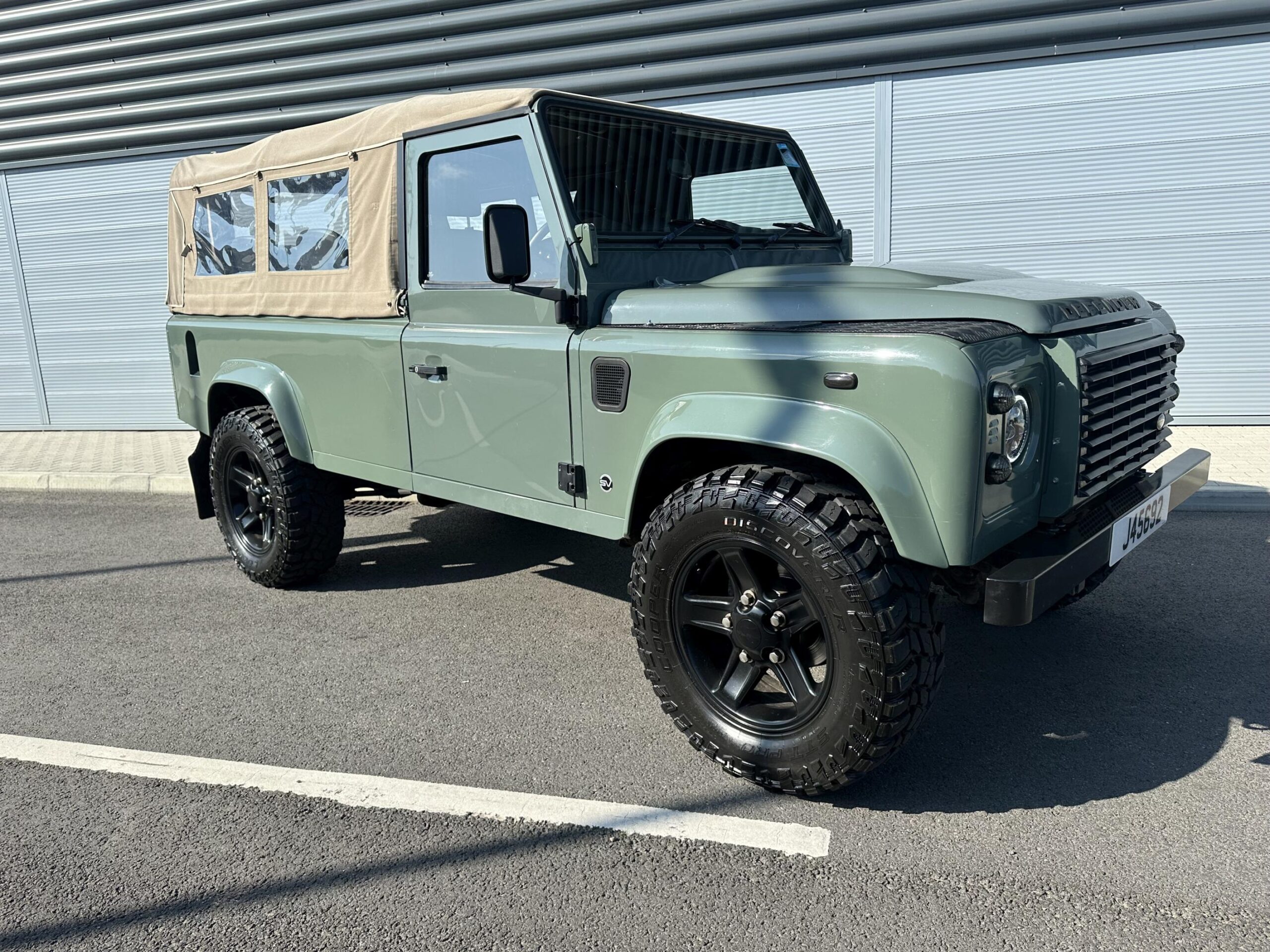 Land Rover Defender 110 Softop | Premium Nearly New Pre-owned Cars for ...
